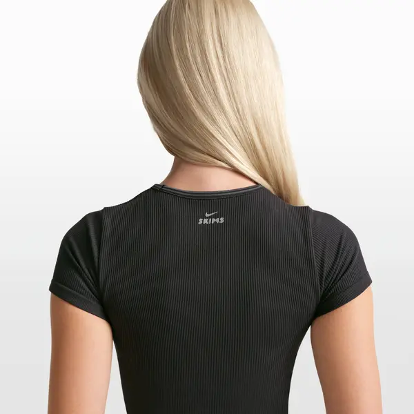 Nike Ribbed Seamless Short-sleeve Top