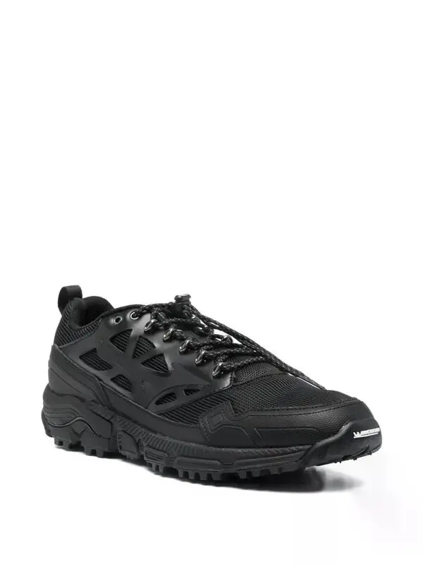 Mizuno Wave Daichi Ls Logo Sneakers - Black