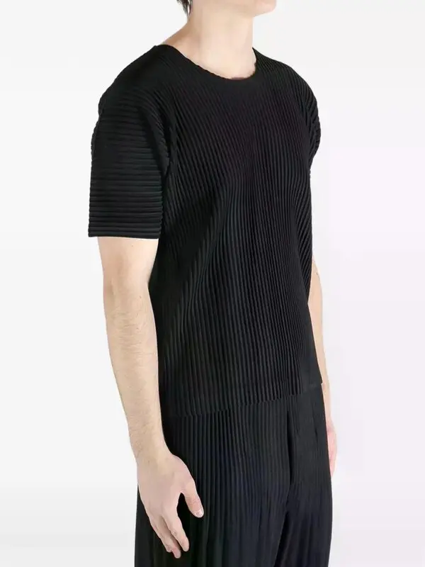 Issey Miyake Pleated T-shirt - Black