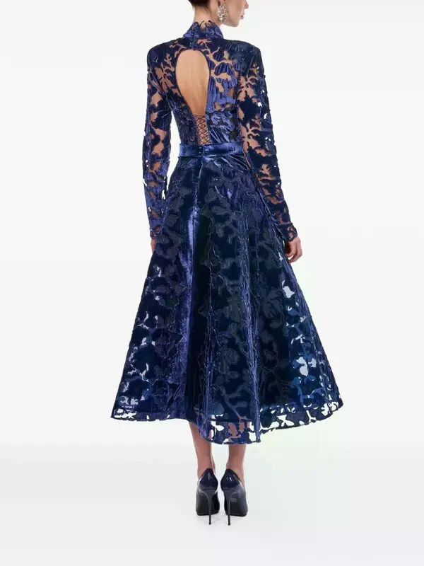 ARAFTU Bow Appliqué Dress
