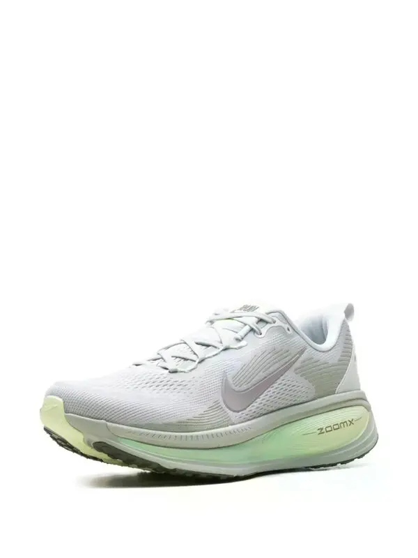 Nike Vomero 18 Sneakers - Grey