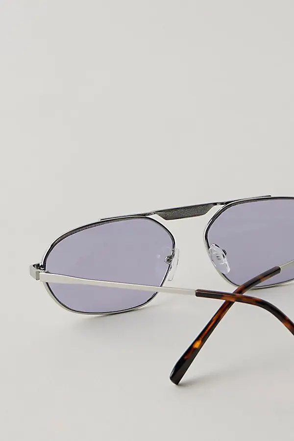 Free People Tavi Aviator Sunglasses - Silver/grape Soda