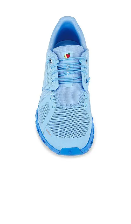 On X Sky High Farm Cloud 6 In Athletic Sneakers - Blue