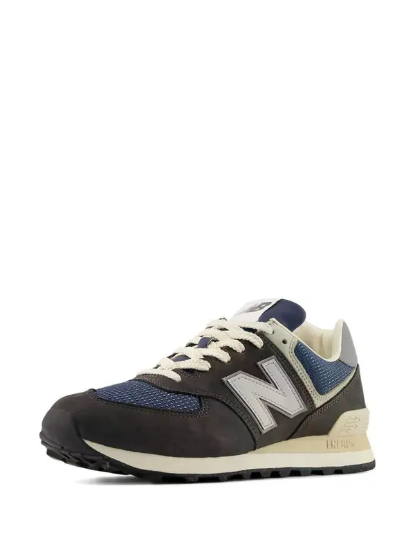 NEW BALANCE 574 Logo-patch Sneakers - Brown