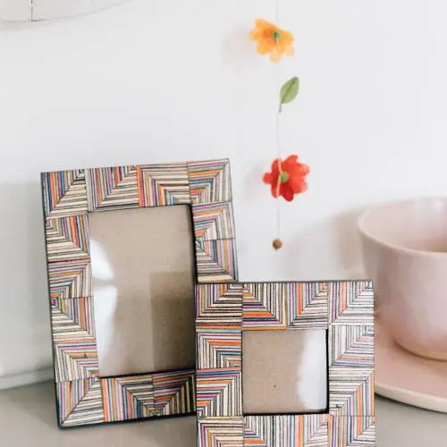 TEN THOUSAND VILLAGES 4x6 Prism Wood Frame