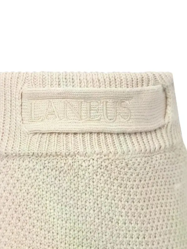 LANEUS Knitted Knee-length Shorts - Neutrals