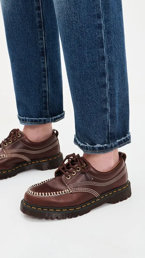 Dr. Martens Lowell M 8/ W