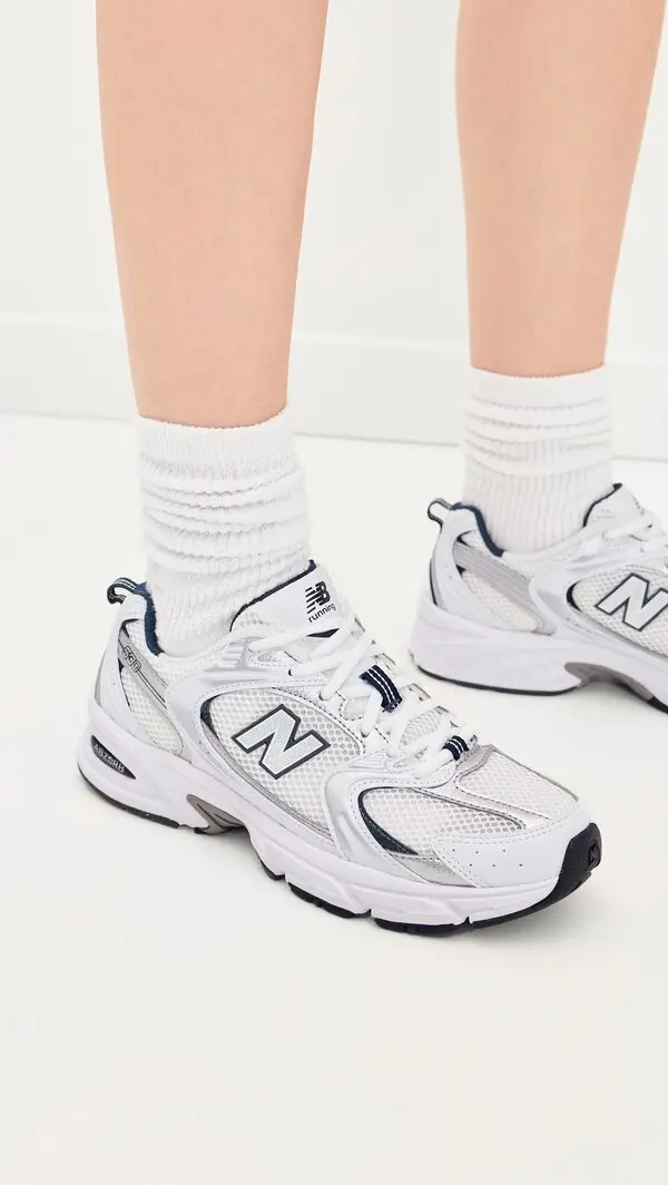 NEW BALANCE 530 Sneakers - White/blue