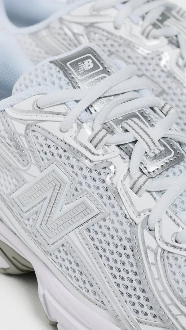 NEW BALANCE 740 Sneakers - White/grey