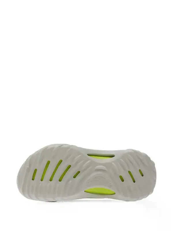 CROCS Echo Wave Mules - Grey