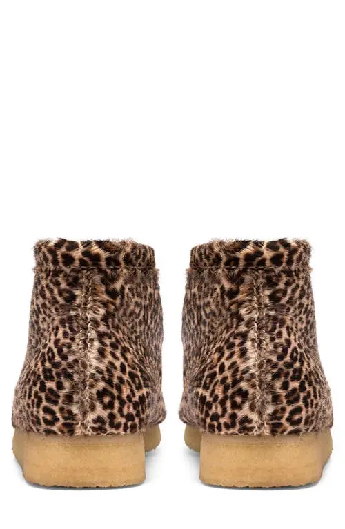 Clarks Wallabee Chukka Boots In Calf Hair - Leopard Print