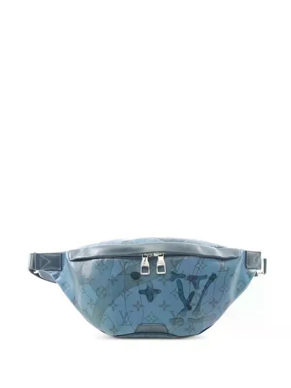 LOUIS VUITTON Discovery Monogram Aqua Garden Belt Bag - Blue