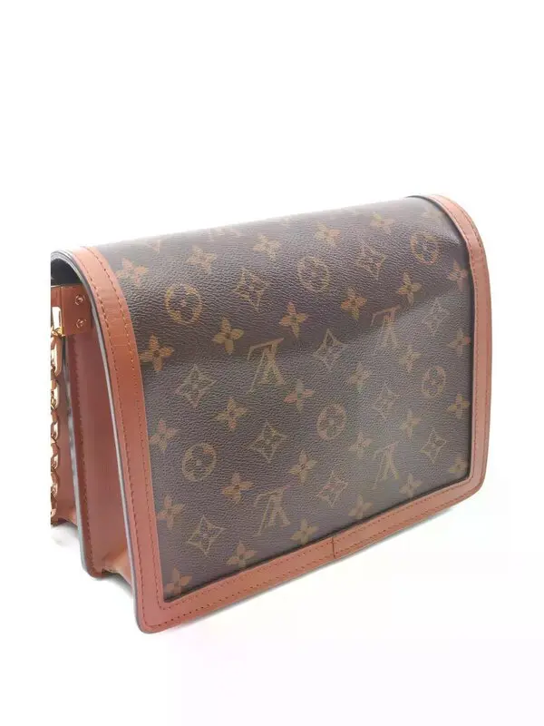 LOUIS VUITTON 2021s Mm Dauphine Monogram Shoulder Bag