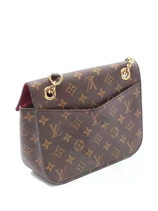 LOUIS VUITTON 2021 Passy Monogram Shoulder Bag