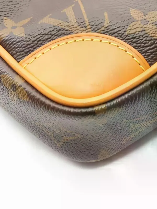 LOUIS VUITTON 2021 Monogram Danube Messenger Bag