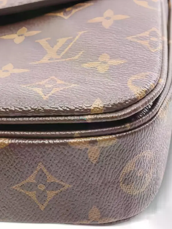 LOUIS VUITTON Mm Métis Monogram Satchel