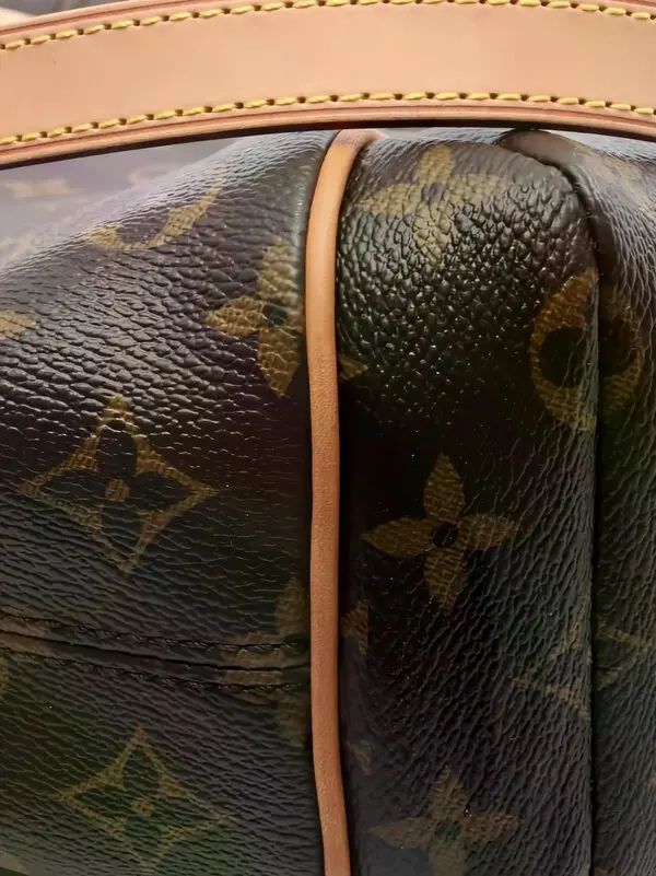 LOUIS VUITTON 2009 Monogram-pattern Shoulder Bag