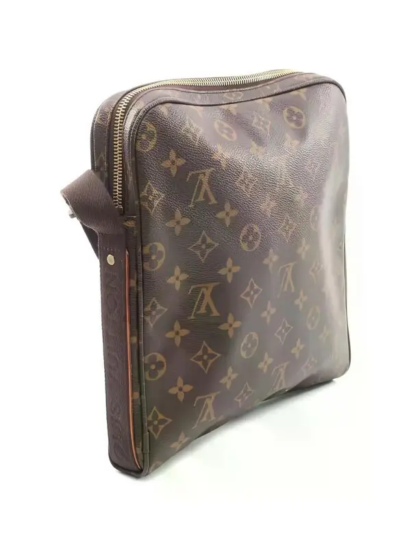 LOUIS VUITTON 2010 Monogram Shoulder Bag