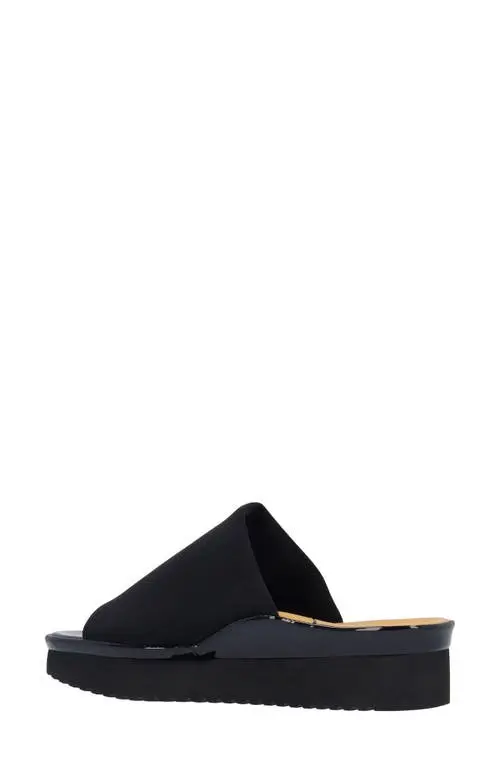 L'AMOUR DES PIEDS Azisa Wedge Sandal