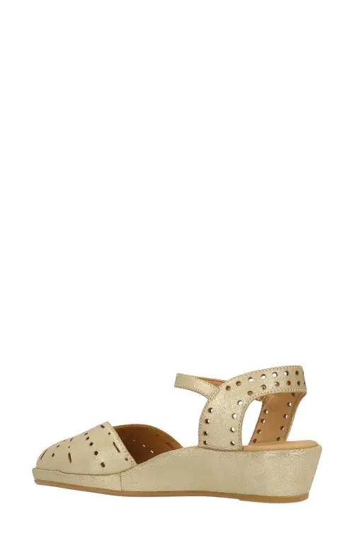 L'AMOUR DES PIEDS Brenn Ankle Strap Sandal