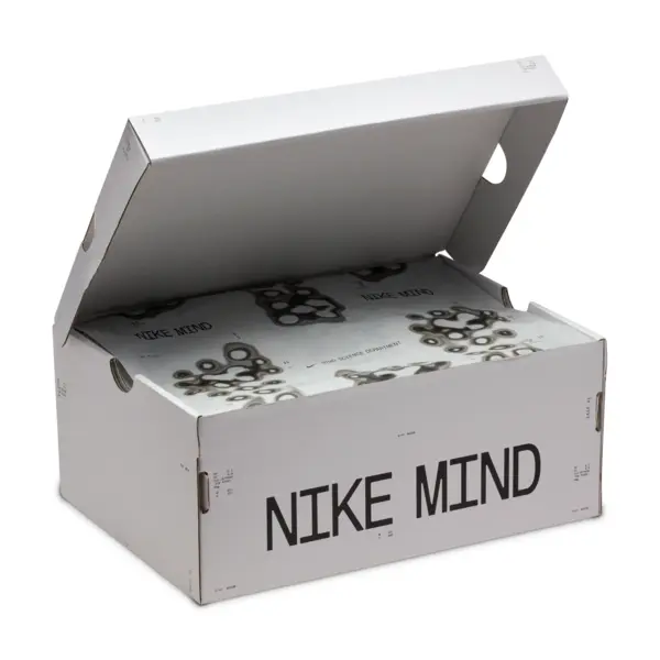 Nike Mind 002 Sneakers