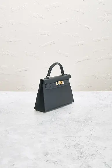 Hermès Epsom Kelly 20 Handbag - Electrum