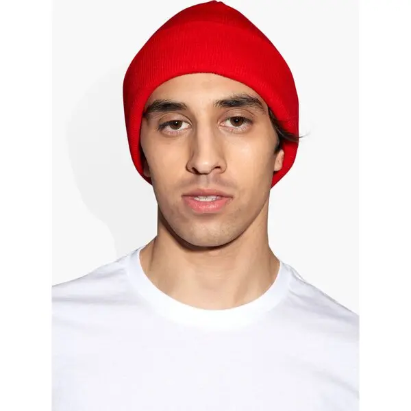 THE CELECT Classic Beanie - Red