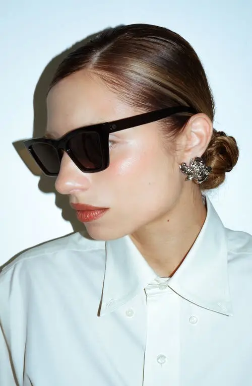 REALITY EYEWEAR Van Saint Sunglasses - Chocolate