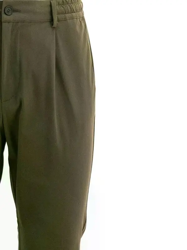 CRUNA Mitte Pleated Trousers