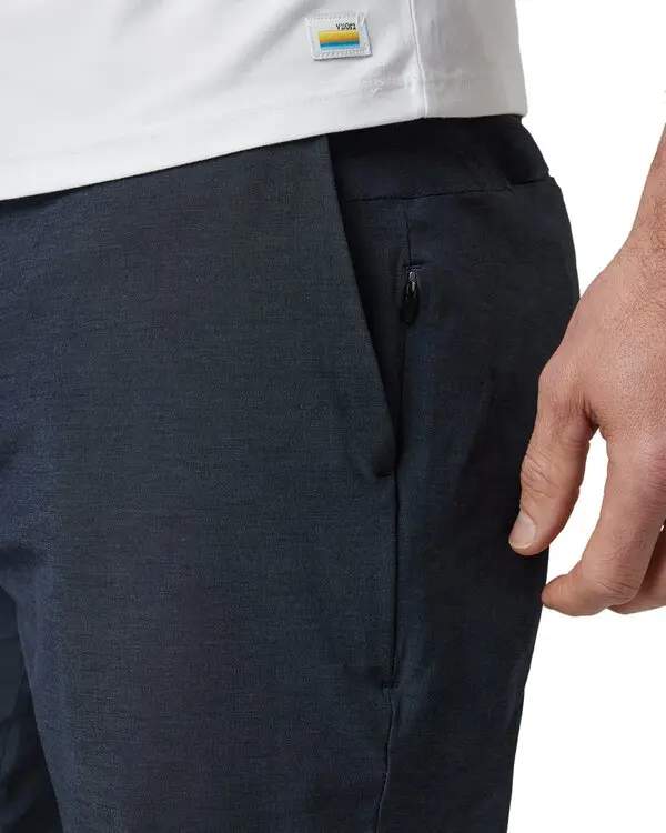 Vuori Classic Fit Aim Shorts - Navy