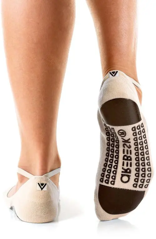 AREBESK Muse Cutout Gripper Socks - Tan