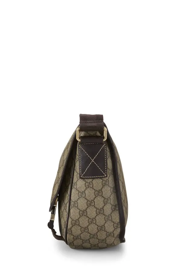Gucci Gg Supreme Buckle Flap Messenger Bag