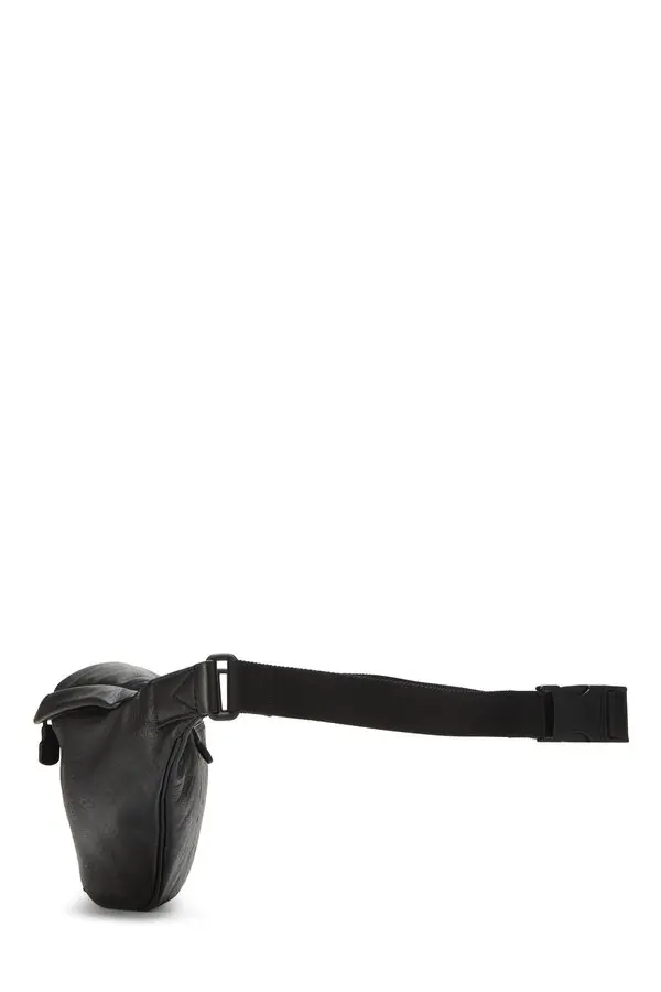 LOUIS VUITTON Monogram Shadow Discovery Bumbag