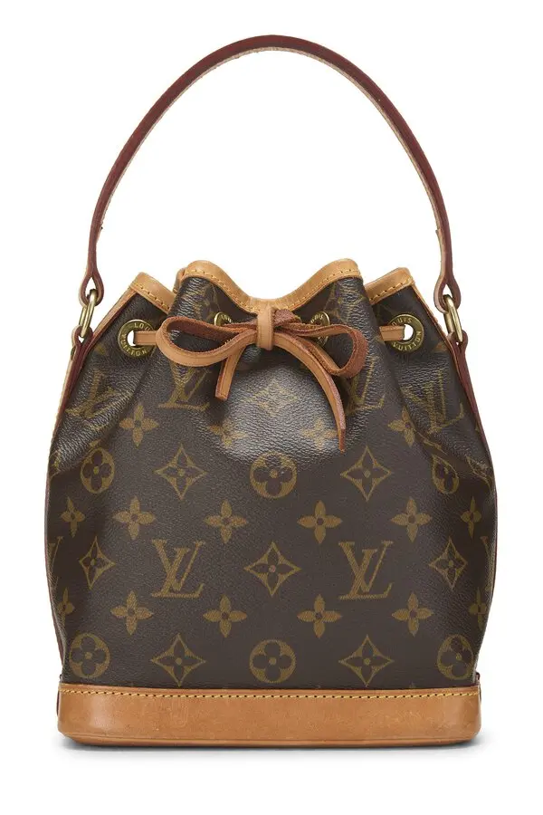 LOUIS VUITTON Monogram Noé Bucket Bag