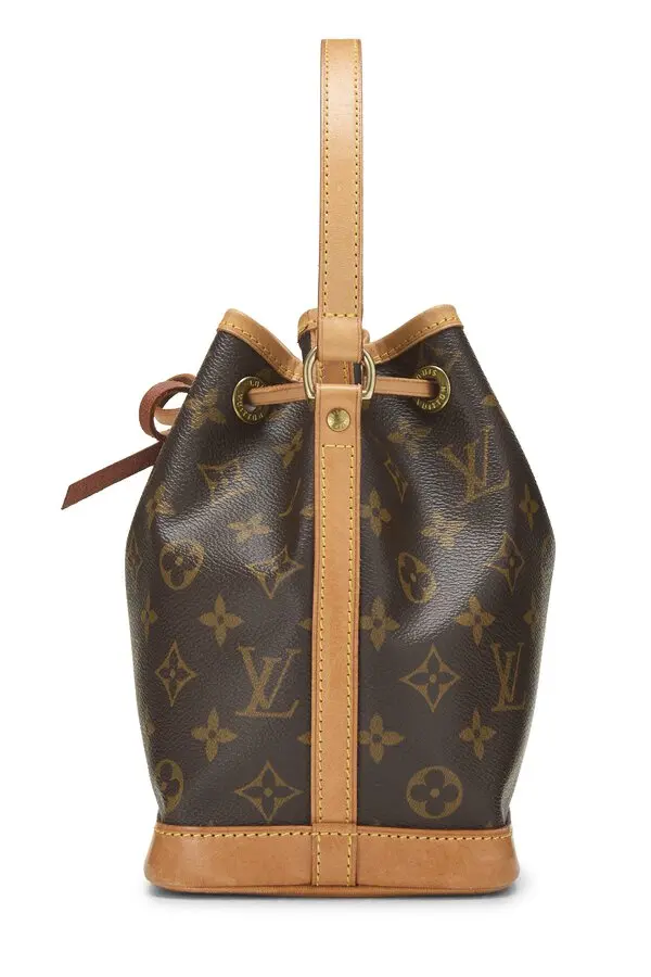 LOUIS VUITTON Monogram Noé Bucket Bag