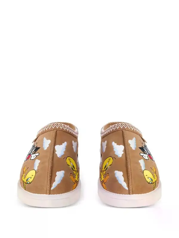 UGG X Looney Tunes Tasman Slippers - Brown