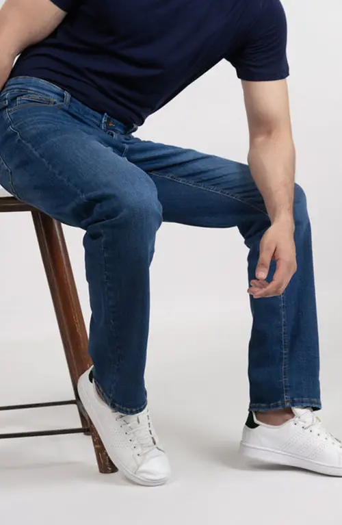 BRISK Straight Fit Jeans
