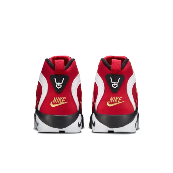 Nike Diamond Turf 2 Athletic Shoes - Red
