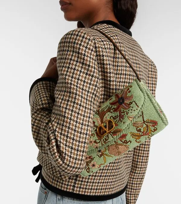 Valentino Garavani Beaded Floral Shoulder Bag - Green