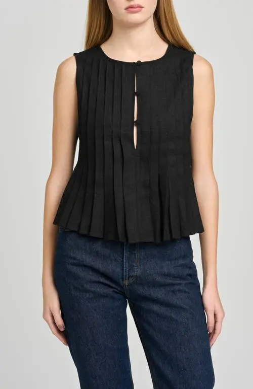 WAYF Romy Pleated Top - Black