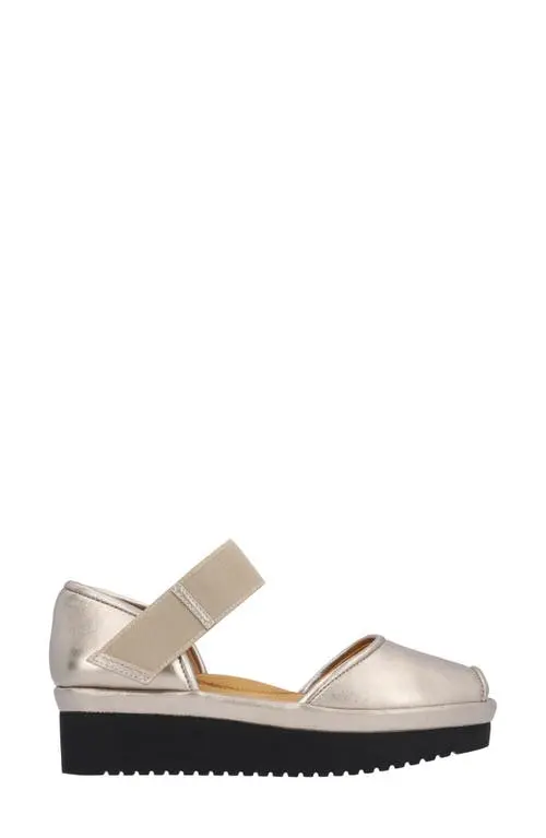 L'AMOUR DES PIEDS Amadour Ankle Strap Sandal - Champagne