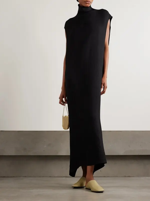 calvin klein long black dress Vintage 2002 Collection Silk – NÜNÜ VINTAGE 40% Polyester. Calvin Klein Black Dresses +