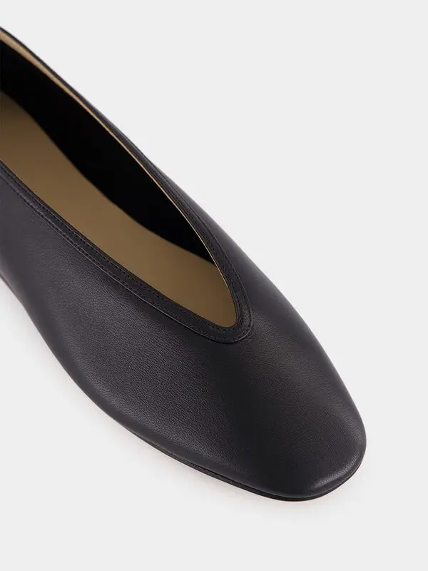 Le Monde Beryl Luna Leather Slipper - Black