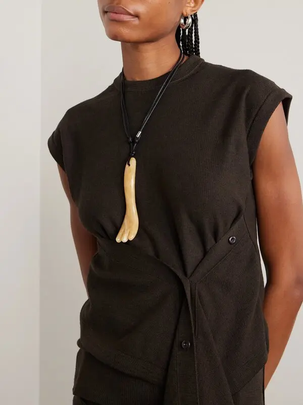 LEMAIRE Gua Sha Aragonite Necklace - Neutrals
