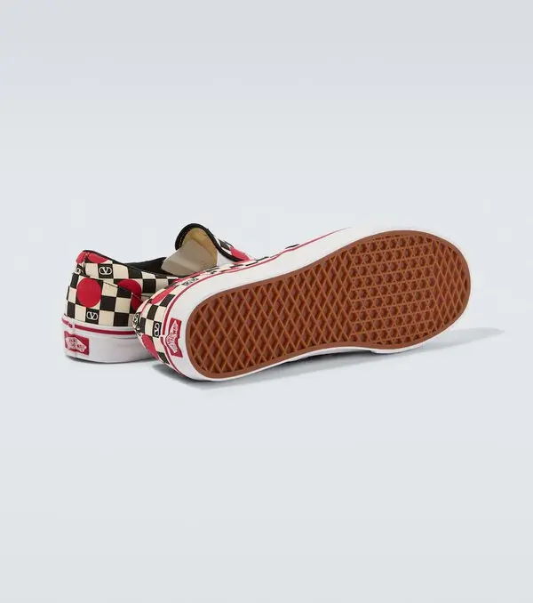 Valentino Garavani Vans Vlogo Canvas Slip-on Sneakers - White