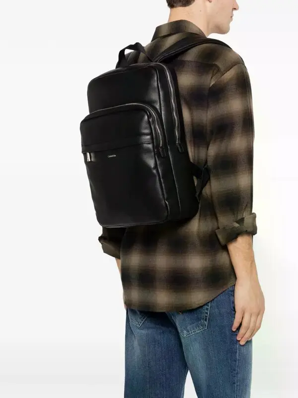 Calvin Klein Logo-detail Backpack
