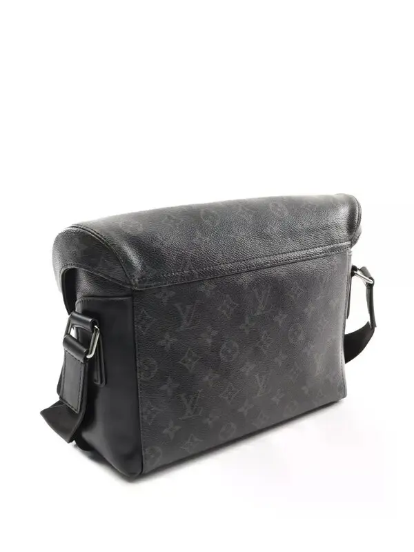 LOUIS VUITTON 2017 Monogram Eclipse Voyager Pm Crossbody Bag