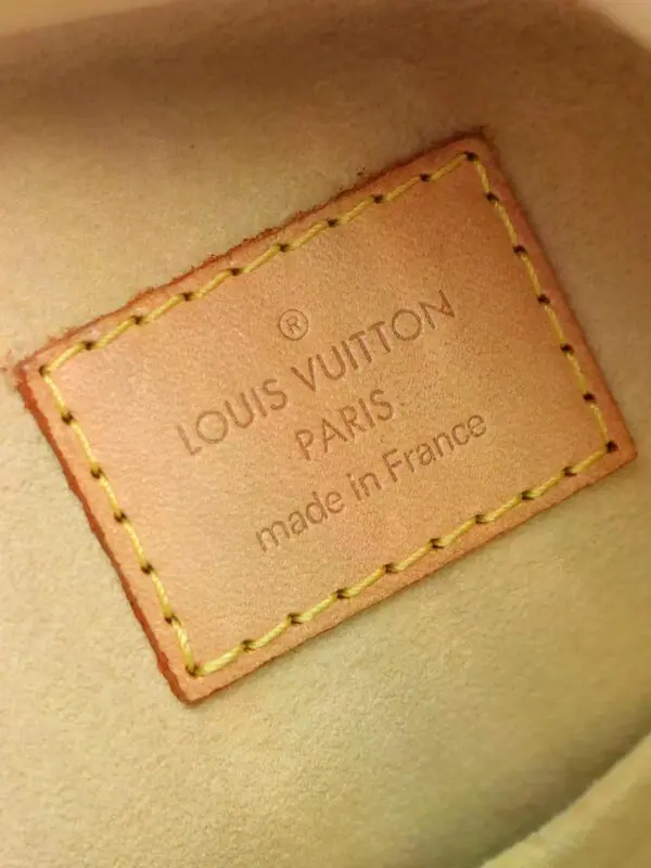 LOUIS VUITTON 2007 Monogram Manhattan Gm Handbag