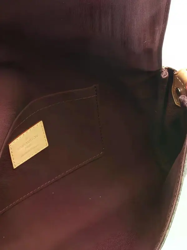 LOUIS VUITTON 2015 Monogram Chain Handbag - Brown