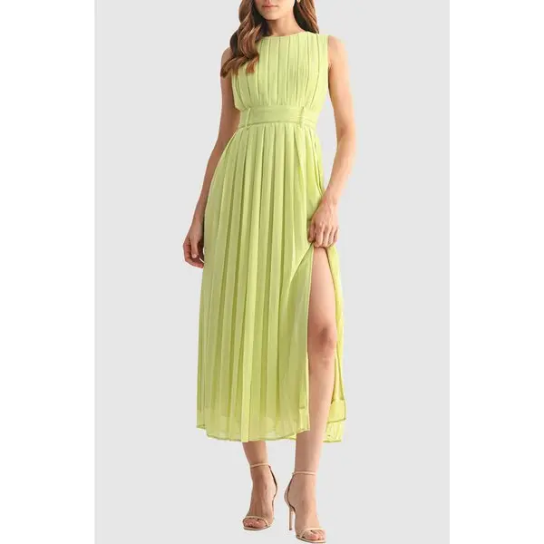 QUINCY MAE Pleated Belted Maxi Dress